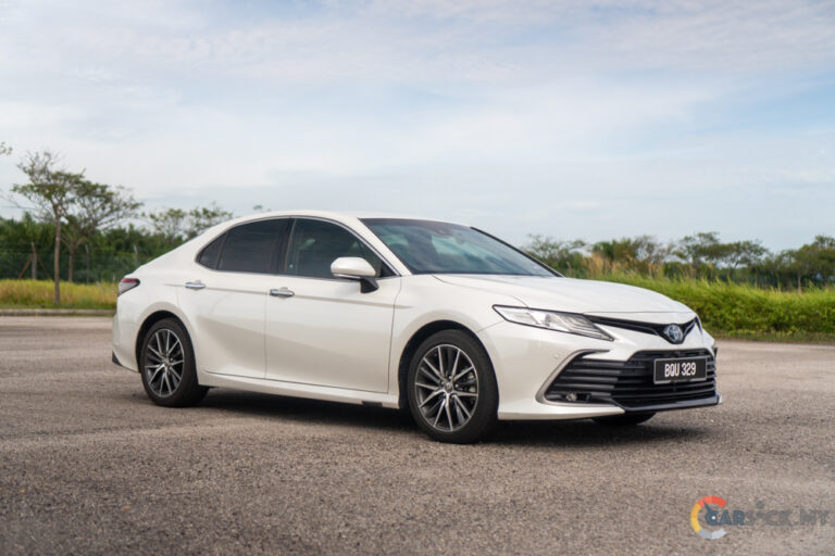 2022 Toyota Camry – Uncle Car Turned Youthful – CarSick.my